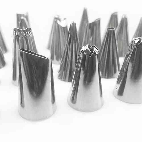 Cake Decorating Nozzle Set 24pcs with couplers Tool - ido.lk